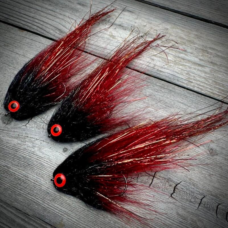 Black & Red Pike Fly - FlyToTie